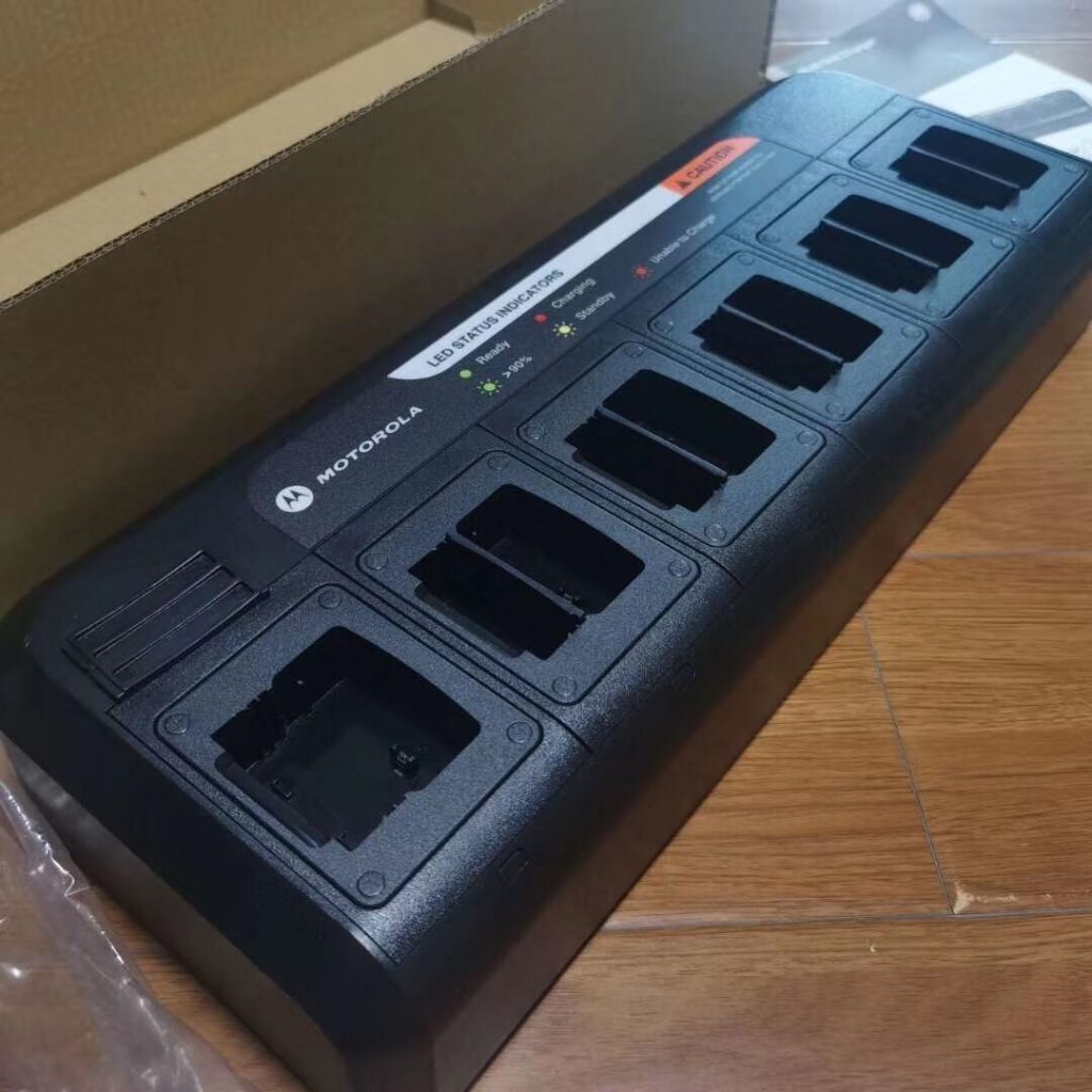 Motorola Two Way Radio MTP850 6-Way Charger Multi docking Charger ...